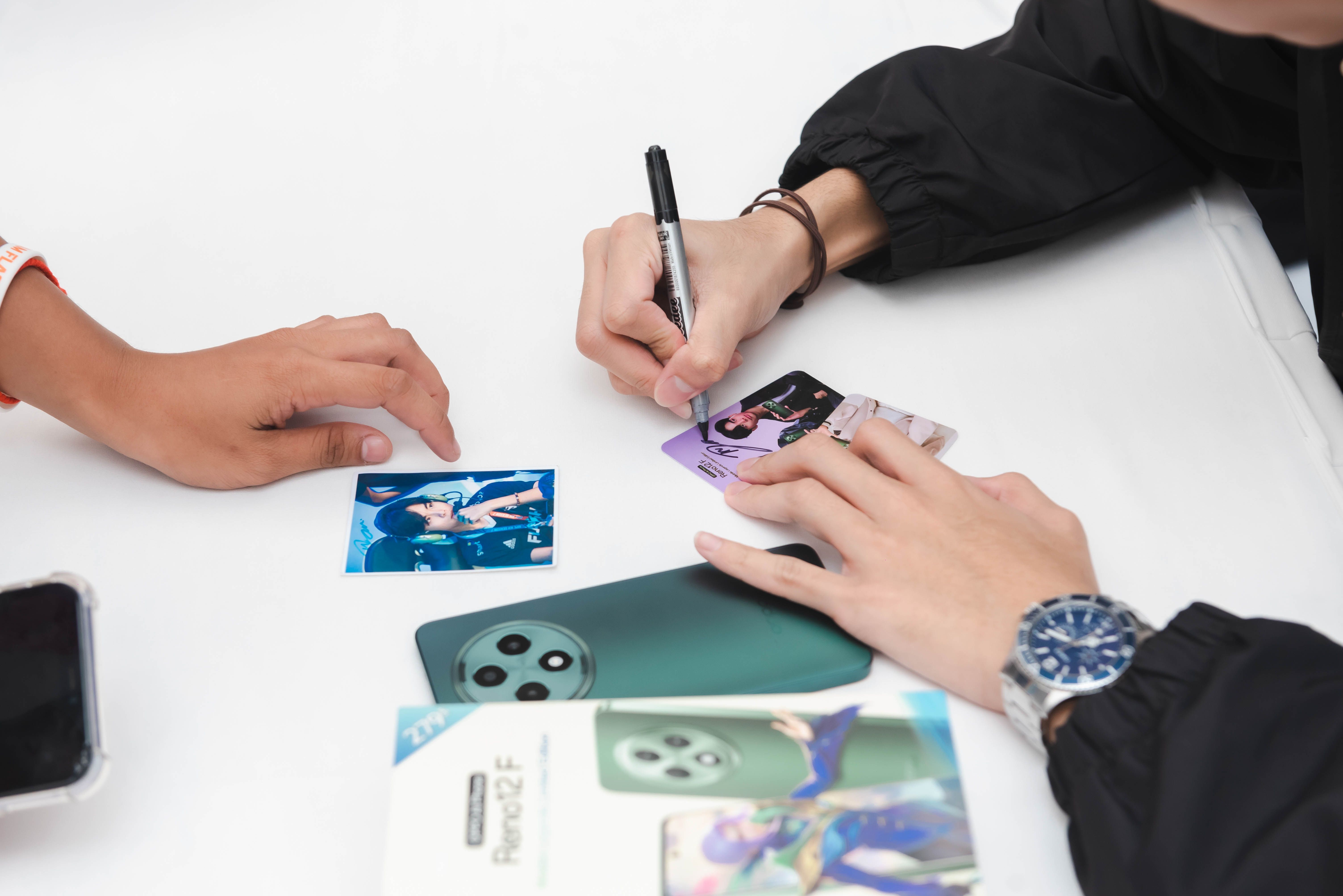 OPPO និង MLBB បានធ្វើកិច្ចសហការដ៏ពិសេសរួមគ្នាលើស្មាតហ្វូន OPPO Reno12 F ...