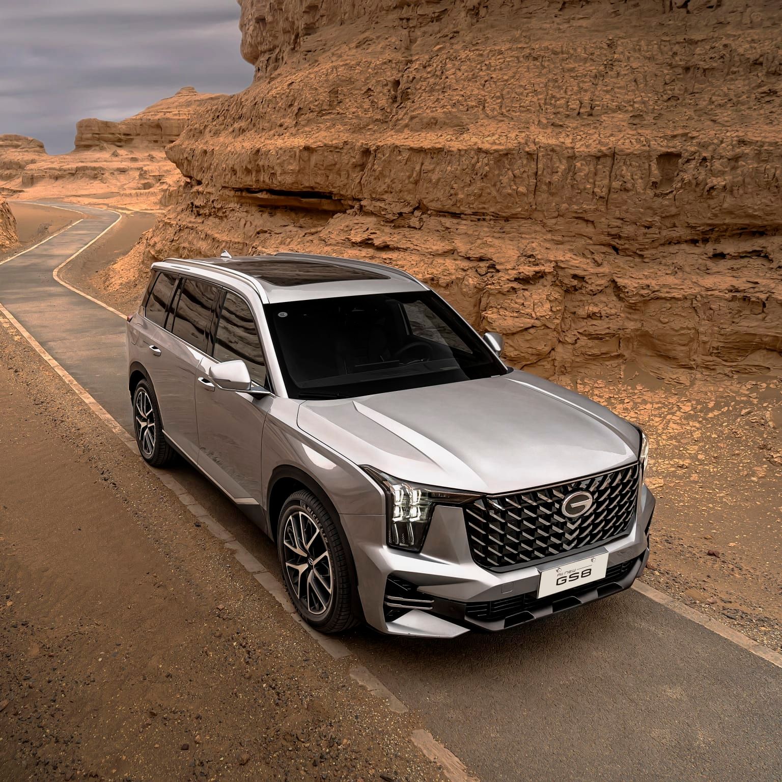 មកដល់ខ្មែរហើយ! GAC GS8 ស៊េរីឆ្នាំ២០២៣ ប្តូររូបរាងថ្មីទាំងស្រុងកាន់កាច មានតម្លៃជាងខ្ទង់ $60000