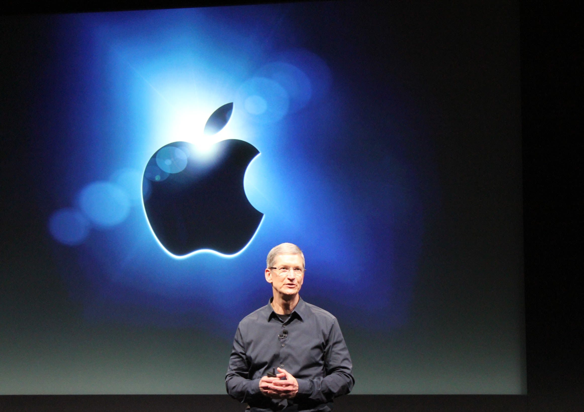 គេសួរថា ៣០ ឆ្នាំទៀត iPhone ក្លាយជាអី? Tim Cook ឆ្លើយយ៉ាងខ្លីបែបនេះ